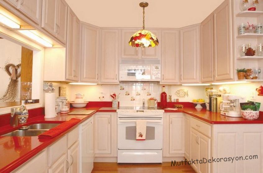 Beyaz Mutfak Dolapları ve Mutfak Dekorasyonu - 50 Seçilmiş Model